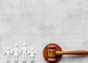 Jak przebiega proces adopcji w Polsce? – krok po kroku – Marek Wasilewski